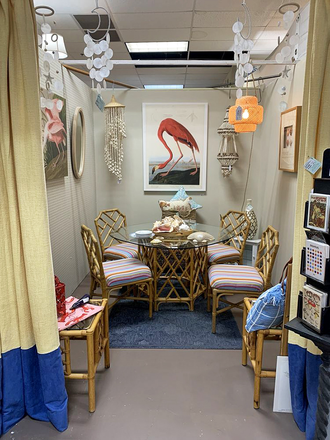 Coastal Florida elegance awaits with this bamboo dining set. The flamingo print announces "I vacation permanently" without saying a word.