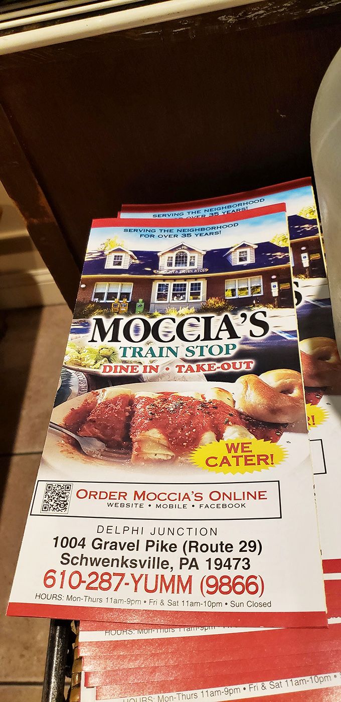 Serving the neighborhood for over 35 years—that's longer than most Hollywood marriages and with much better reviews. 