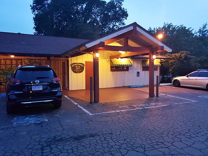 Basque Norte's simple exterior belies the flavor explosion waiting inside. This understated building houses generations of grilling expertise!