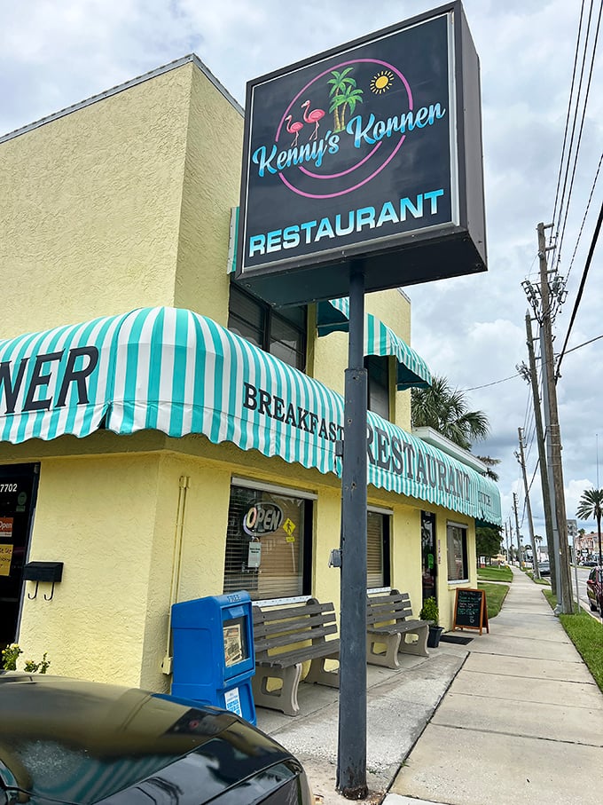 Kenny's Korner Restaurant – where breakfast regulars have their orders memorized and gossip flows as freely as the coffee refills.