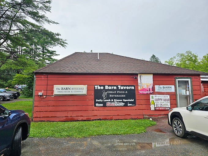 The Barn Tavern embodies rustic Pennsylvania charm – where comfort food and local conversation flow as freely as the craft beers on tap.