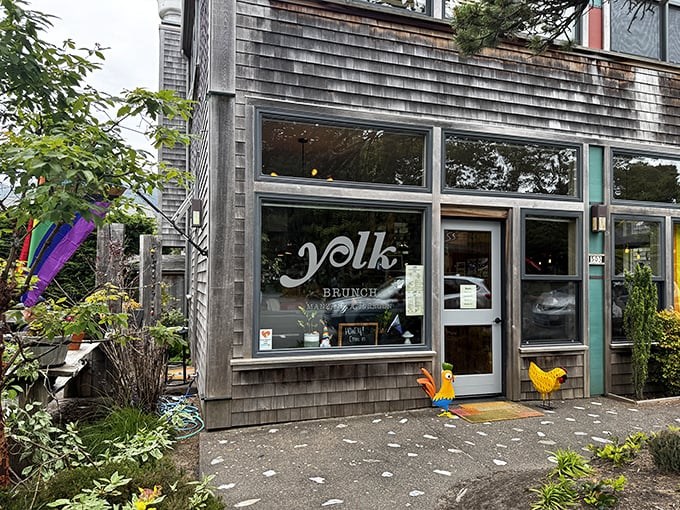 Yolk brings brunch bliss to Manzanita's shingled streets. Those chicken decorations aren't just cute—they're promising delicious things to come.