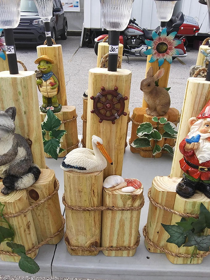 Garden gnomes and pelicans living in harmony—the Florida yard decoration ecosystem at its most charming.