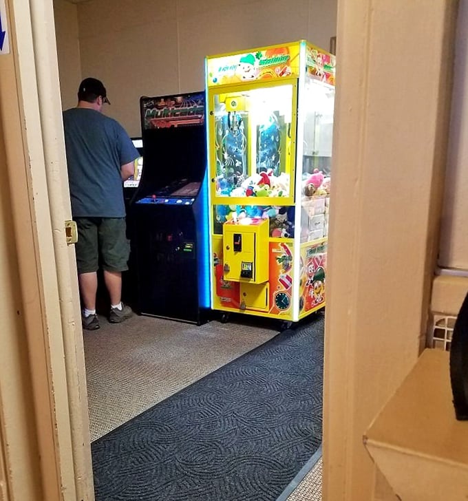 Even diners need a touch of fun! The arcade corner where kids have been begging for quarters since Reagan was president.