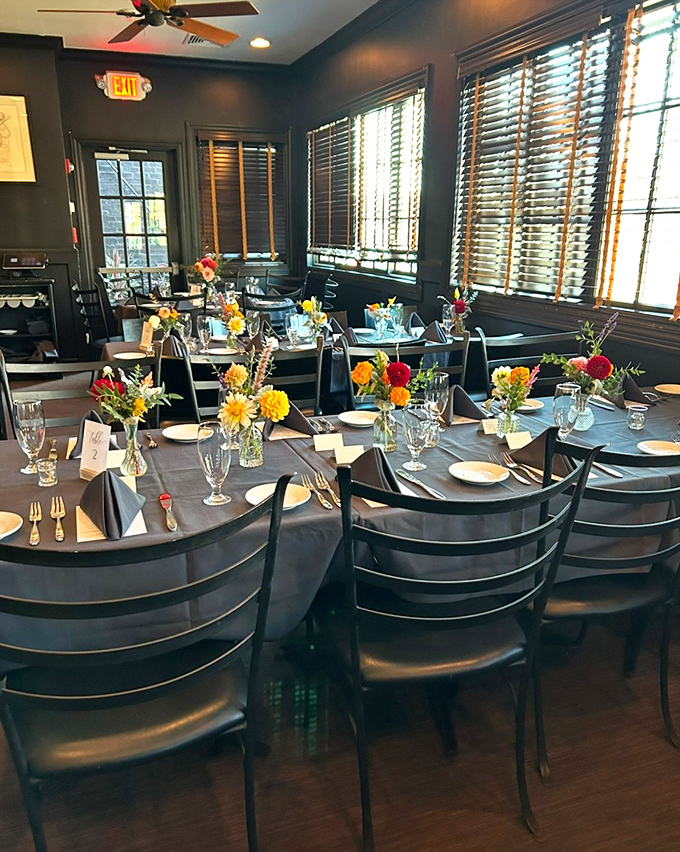 Special occasions deserve special settings. These colorful floral arrangements transform an elegant table into a celebration waiting to happen.