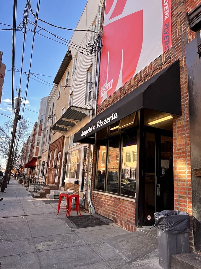 The sidewalk approach – where many a food pilgrim has walked with quickening steps, drawn by the siren call of perfect bread.
