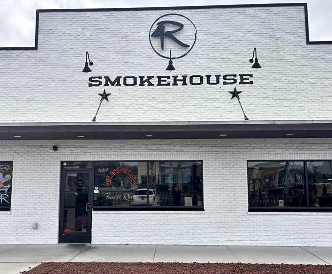 That minimalist exterior hides maximum flavor – 4 Rivers lets the smoke do the talking instead of flashy decorations.