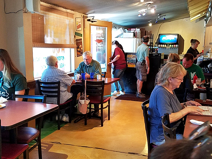 A slice of authentic American breakfast culture – where regulars and newcomers alike gather to start their day with something extraordinary.