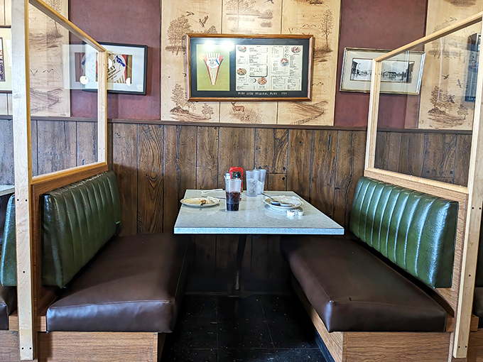 These booths have heard more Cincinnati stories than a taxi driver. The perfect setting for solving the world's problems over breakfast.