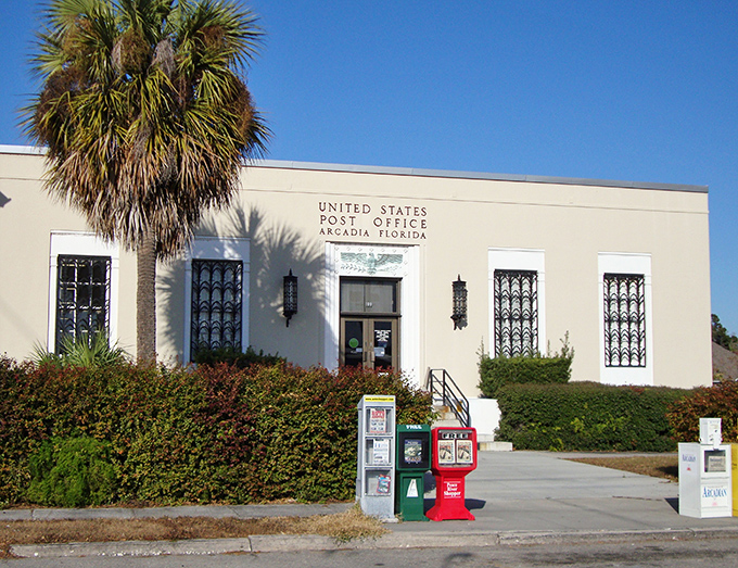 Even Arcadia's Post Office embraces the town's architectural charm with its clean lines and Florida-appropriate palm tree sentinel.