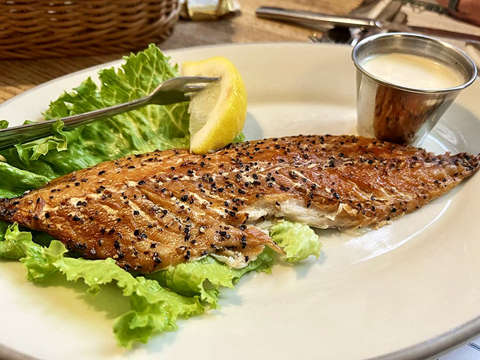 Smoked peppered mackerel—sophisticated yet unpretentious, like that worldly uncle who's traveled everywhere but still remembers where he came from.