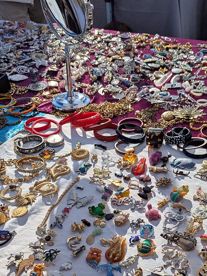 Jewelry heaven! This dazzling display of vintage brooches, necklaces and rings would make Elizabeth Taylor's collection look positively restrained.