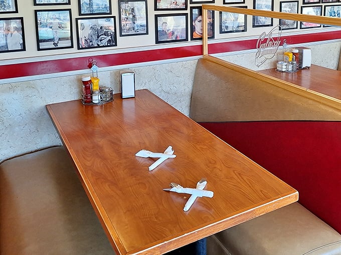 These booths have witnessed first dates, family celebrations, and countless travelers finding their way—each napkin holder holding stories along with condiments.