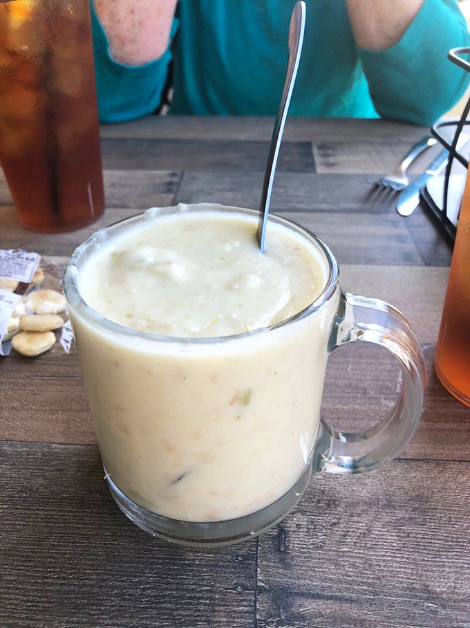 This creamy New England chowder has clearly been influenced by its Florida residency. Thick enough for your spoon to stand at attention.