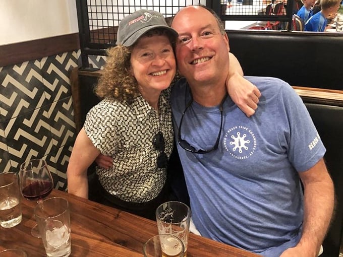 The restaurant attracts diners who understand that great meals aren't just about food—they're about sharing moments with people who matter over plates that impress.