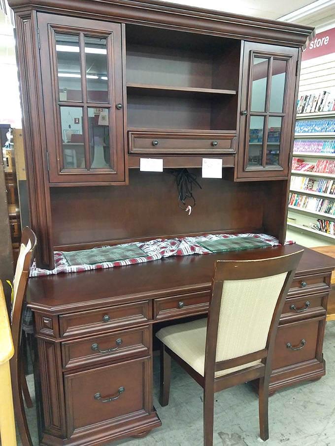 Not just a desk—a command center with historical gravitas. This mahogany beauty could make even answering emails feel like drafting the Declaration of Independence.