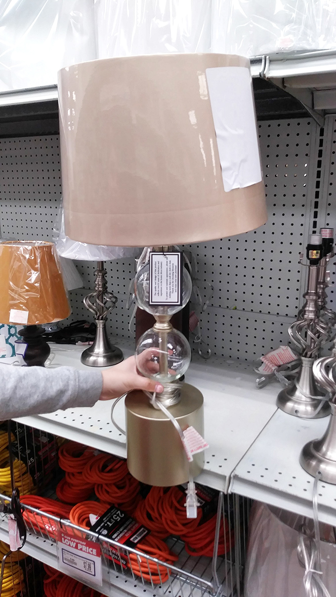 Lamps that look like they escaped from a high-end catalog but somehow ended up here, waiting for your bargain-hunting hands.