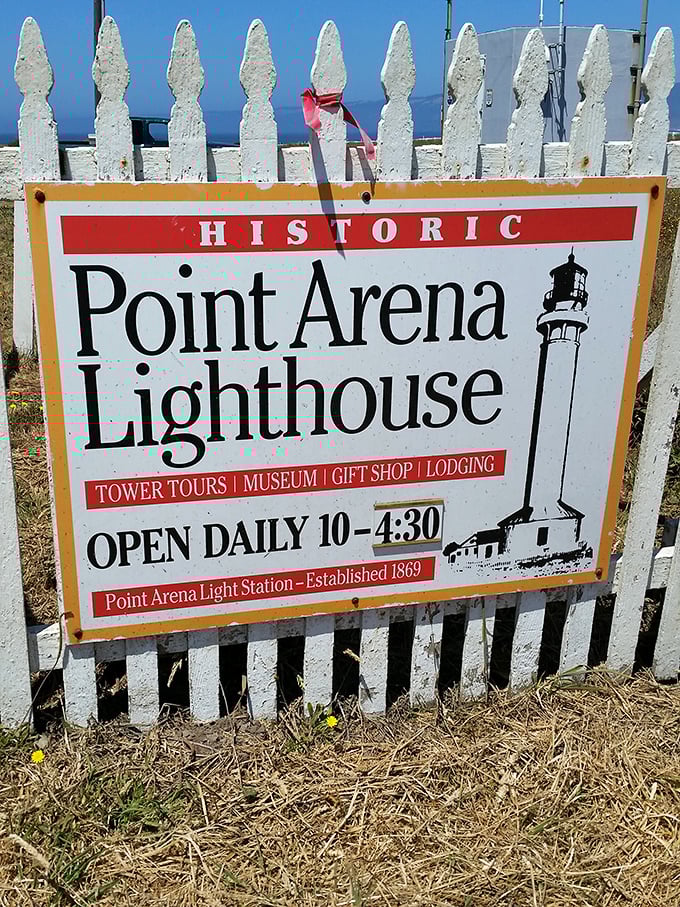 The sign says it all—history, tours, and gift shop. Because what's a landmark without the opportunity to buy a commemorative magnet?