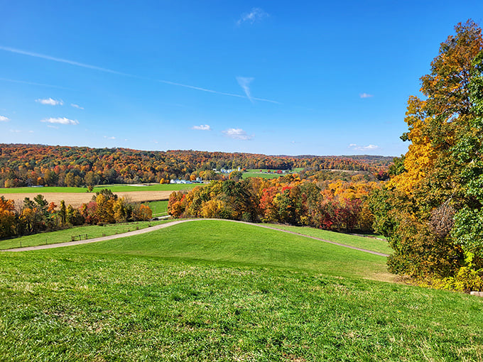 Rolling hills stretching to the horizon in fall colors—this view makes even the most dedicated city dweller consider country living.