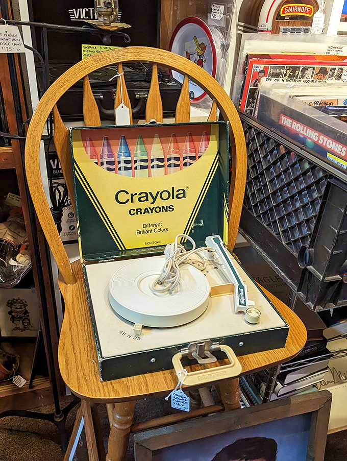 A Crayola-themed record player that reminds us when music and art supplies were equally analog pleasures—and equally magical to children of all ages.