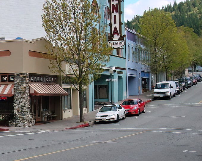Cornerstone and California Theatre create Dunsmuir's iconic streetscape. The gentle slope reveals how the town nestles perfectly into its mountain setting.