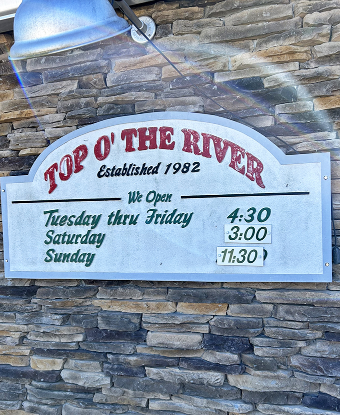 Established in 1982 and still drawing crowds—these hours are worth noting. Plan accordingly or face the disappointment of an empty stomach.