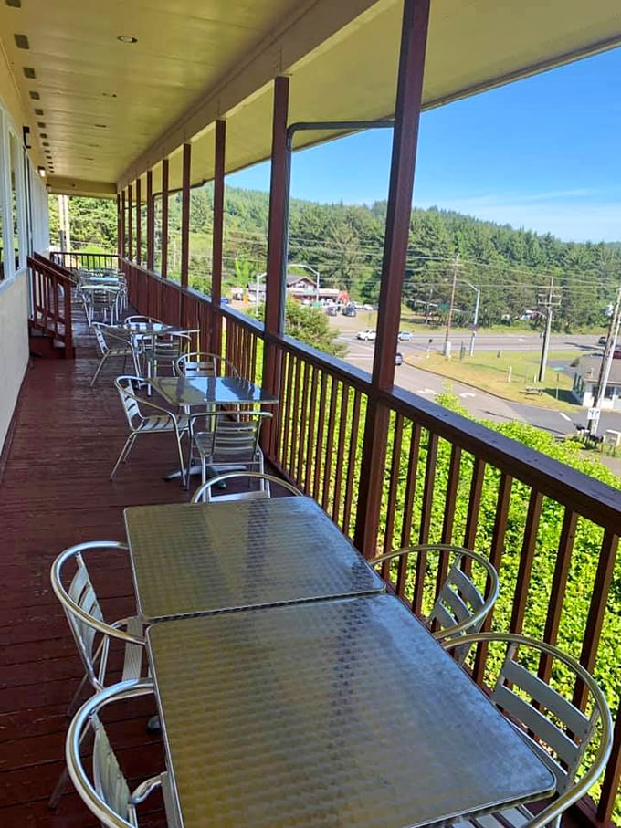 The outdoor patio – where the Oregon coastal air adds that special something to your meal that no seasoning could ever replicate.