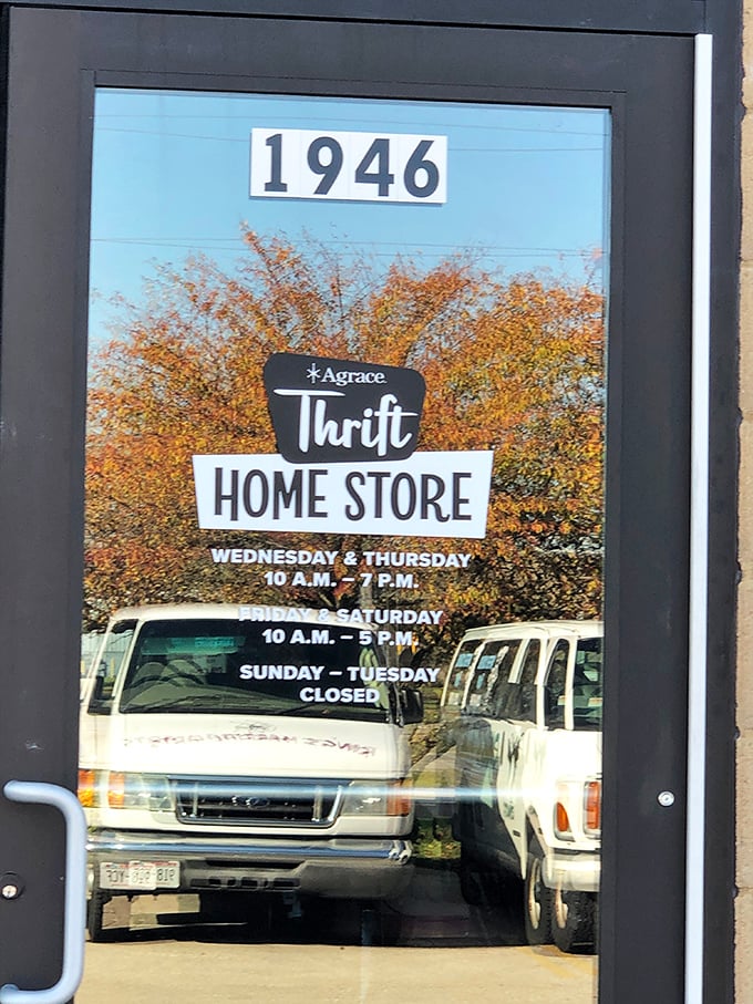 The store hours sign—a crucial piece of information that separates successful treasure hunters from those who arrive to locked doors and disappointment.