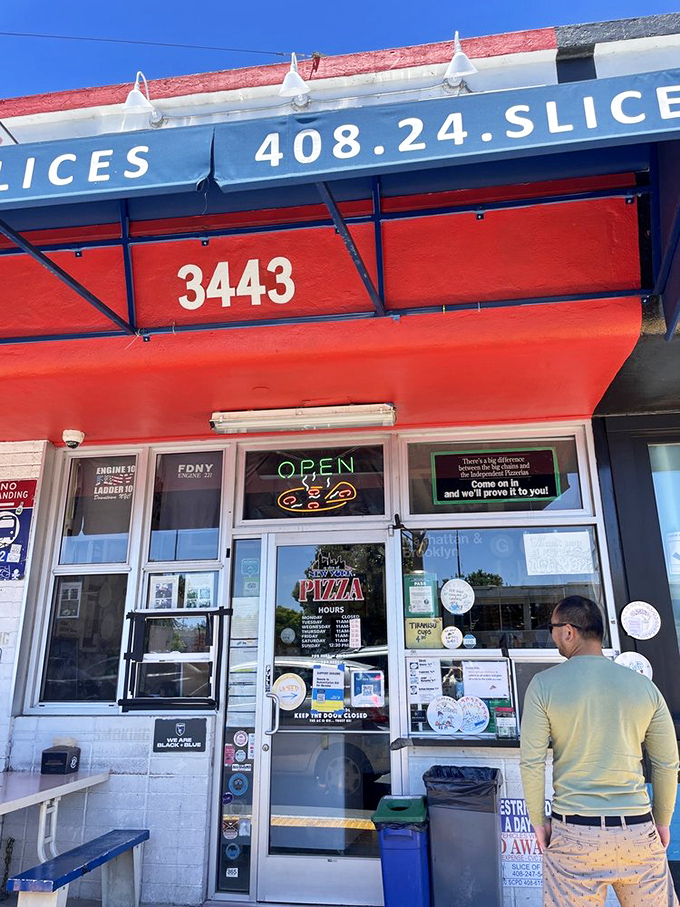 Smart customers know good pizza when they taste it, and this place creates lifelong converts.