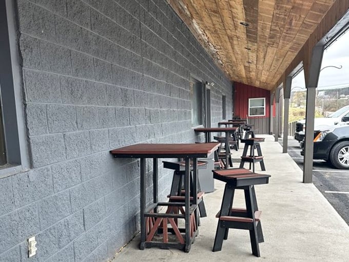 Al fresco dining, country-style. These rustic tables offer front-row seats to Virginia's rolling landscape—nature's dinner theater.