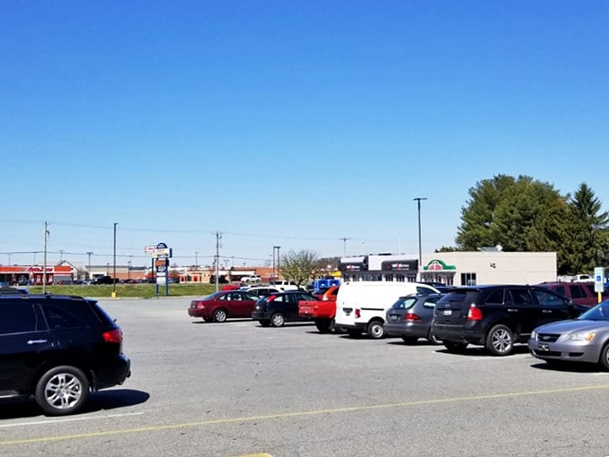A packed parking lot tells the real story—Delawareans know where the good stuff is. Treasure hunters arrive early and leave with trunks full.