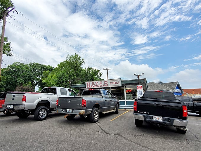 The packed parking lot tells you everything you need to know—locals don't line up for mediocrity, especially when it comes to breakfast.