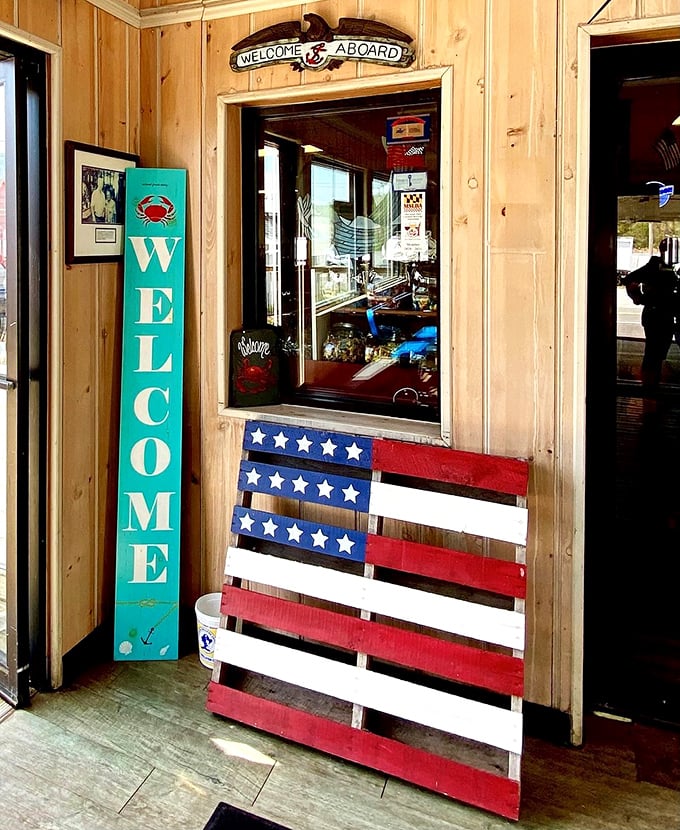 A welcome that feels like coming home, even if it's your first visit – patriotic charm that sets the tone for an all-American feast.