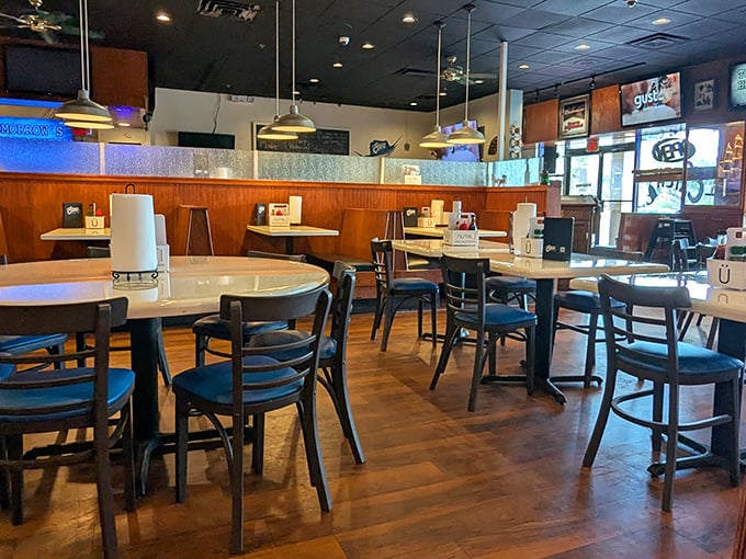 Simple tables, comfortable chairs, and the promise of seafood that will have you planning your return visit before the check arrives.