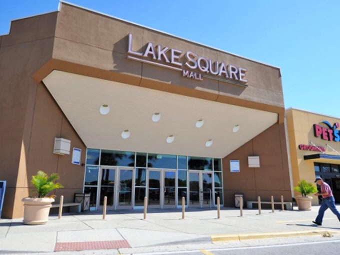 Lake Square Mall offers air-conditioned retail therapy when Florida's famous sunshine decides to show off a little too enthusiastically.