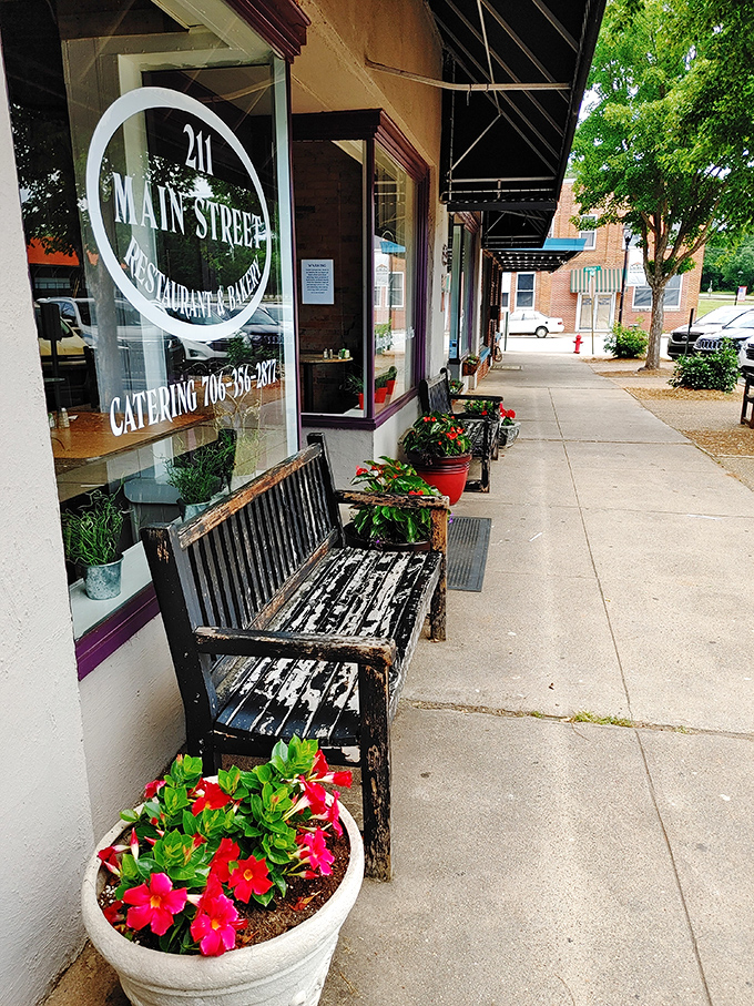 The exterior charm hints at the culinary treasures waiting inside this delightful Lavonia dining destination.