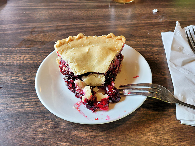 Berry pie that makes you understand why people used to cool these on windowsills despite the risk of theft by cartoon characters.