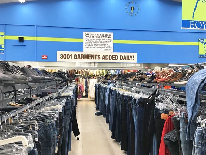 "3001 Garments Added Daily!" proclaims the sign above an ocean of denim. Your perfect-fitting jeans are in here somewhere—the thrill is in the hunt.
