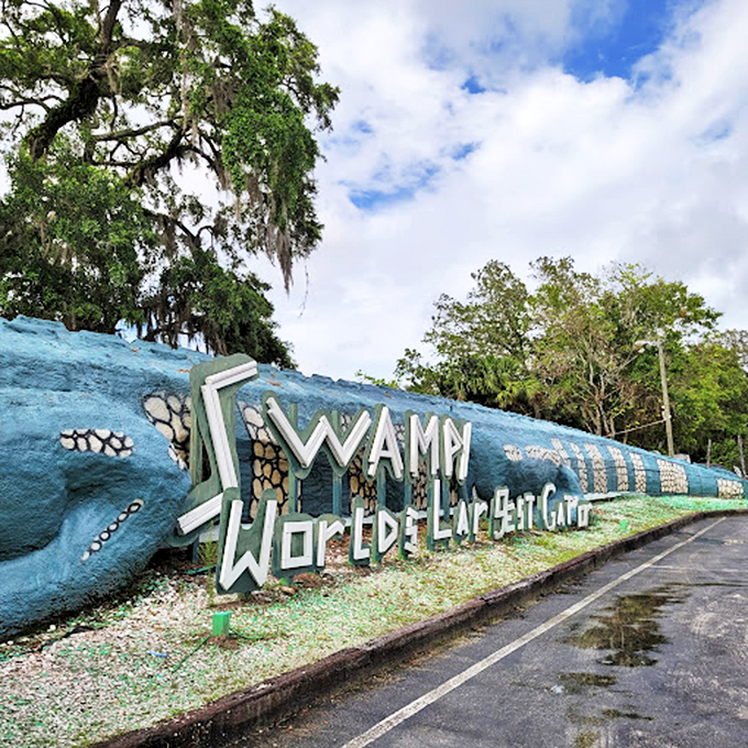 The roadside signage has that perfect vintage Florida aesthetic—when attractions didn't need VR experiences or smartphone apps to capture your imagination.
