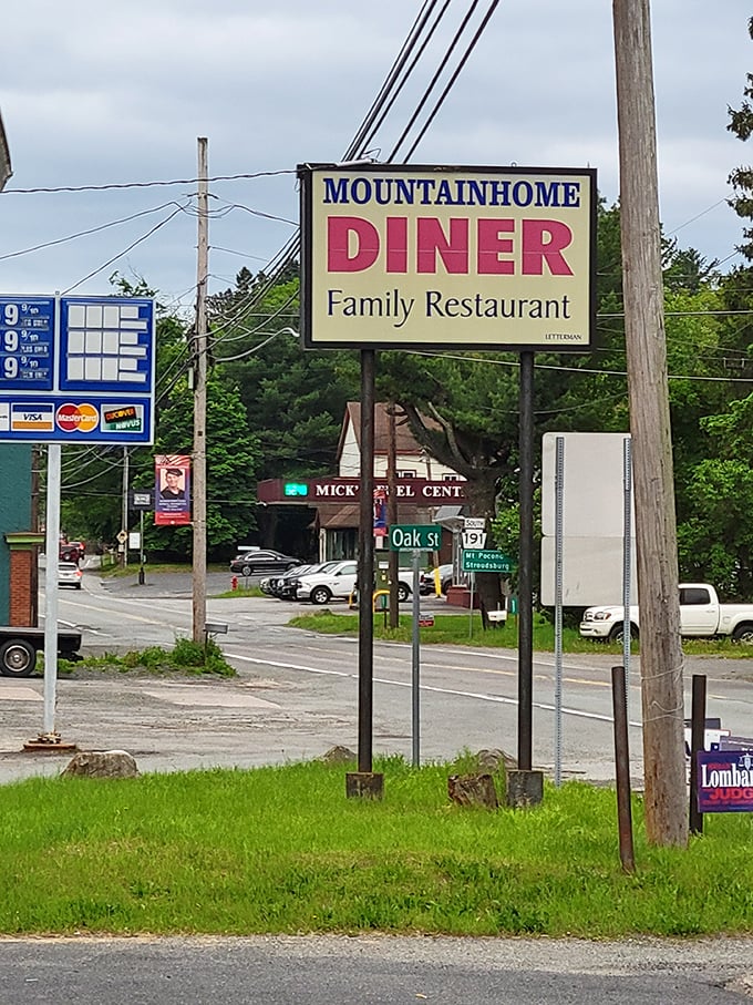 The roadside sign stands as a beacon for hungry travelers. "Mountainhome Diner" isn't just a name—it's a promise of comfort food in the heart of the Poconos.