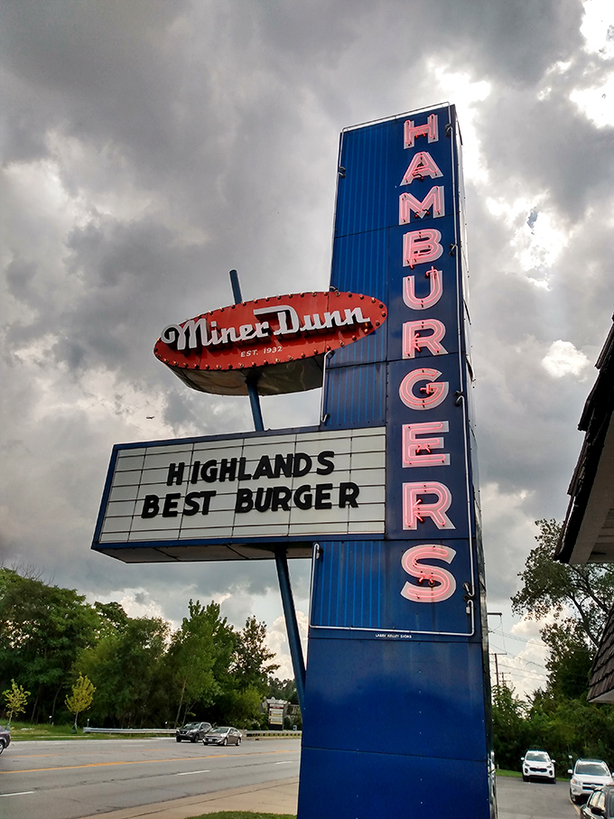 Highland's Best Burger isn't just a claim on a sign—it's a neon-lit promise that's been kept since Eisenhower was in office.