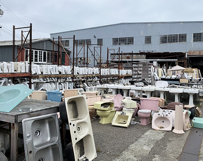 A rainbow of vintage bathroom sinks proves that even plumbing fixtures had more personality back in the day. That mint green? Pure 1950s optimism.