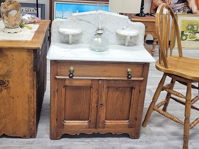 This Victorian washstand has survived longer than most marriages and still looks fabulous—marble top included, history lessons free of charge.
