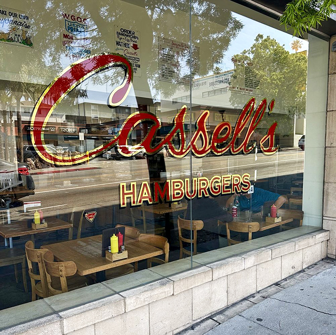 That window sign is like a beacon of burger hope on Wilshire Boulevard. Some restaurants need flashing lights; Cassell's just needs its name.