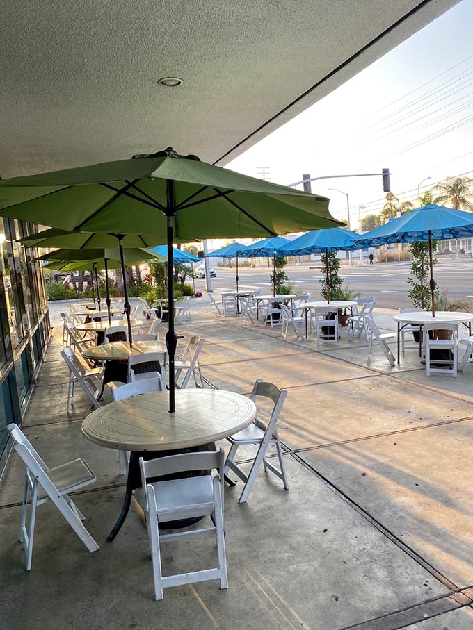 California outdoor dining at its finest. Where breakfast under blue umbrellas makes Monday feel like Saturday.