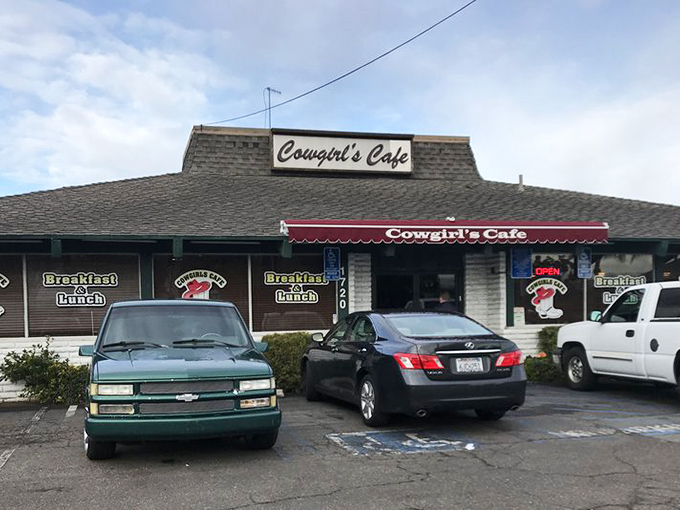 A packed parking lot is the universal sign language for "they're doing something right in there" – breakfast wisdom that never fails.