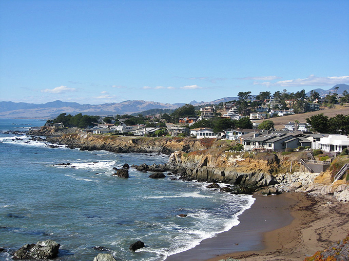 The rugged coastline of Cambria—where million-dollar views come complimentary with every visit, no reservation required.