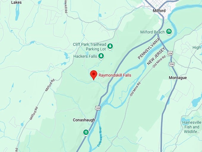 16. raymondskill falls map