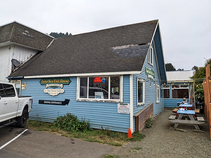 The blue exterior of Luna Sea Fish House beckons like a coastal siren. This unassuming spot holds seafood treasures that locals line up for.
