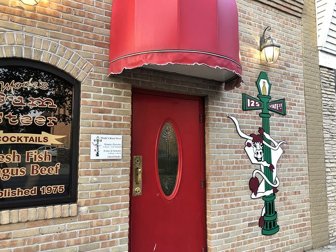 A closer look at Mode's entrance reveals the promise of "steak and beer" – two words that make any dinner decision easy.